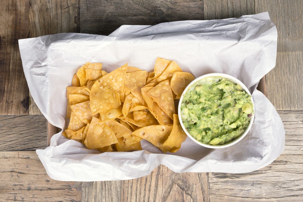 Guacamole con Totopos | The Cook by Silvia Lodares